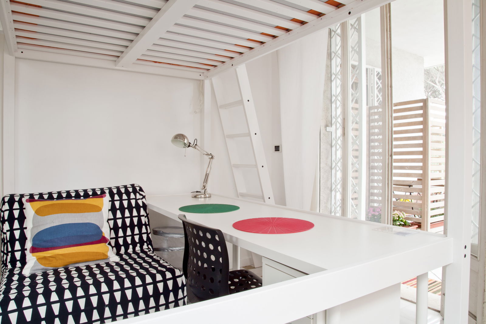 Room in a private home Roma (235507) | SINGLE ROOM with TERRACE facing ...