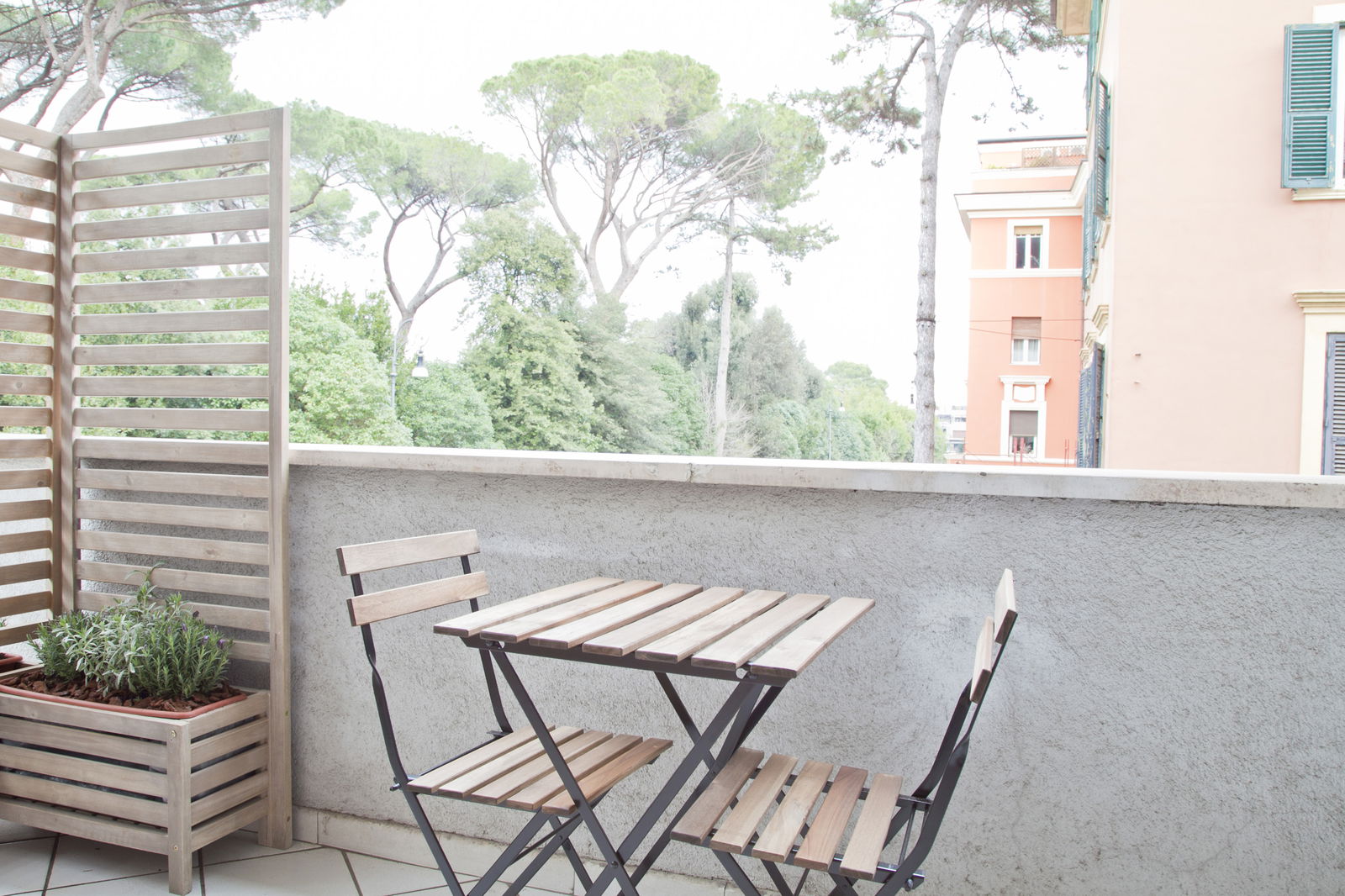 Room in a private home Roma (235507) | SINGLE ROOM with TERRACE facing ...